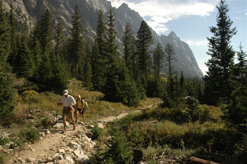 Grand Teton National Park: Paintbrush Canyon to Cascade Canyon Loop