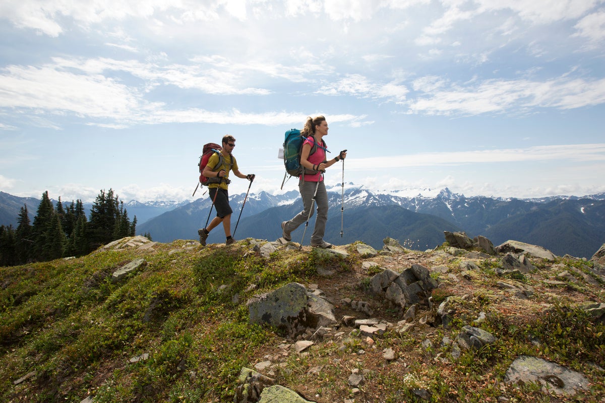 The Ultimate Dayhiking Checklist - Backpacker