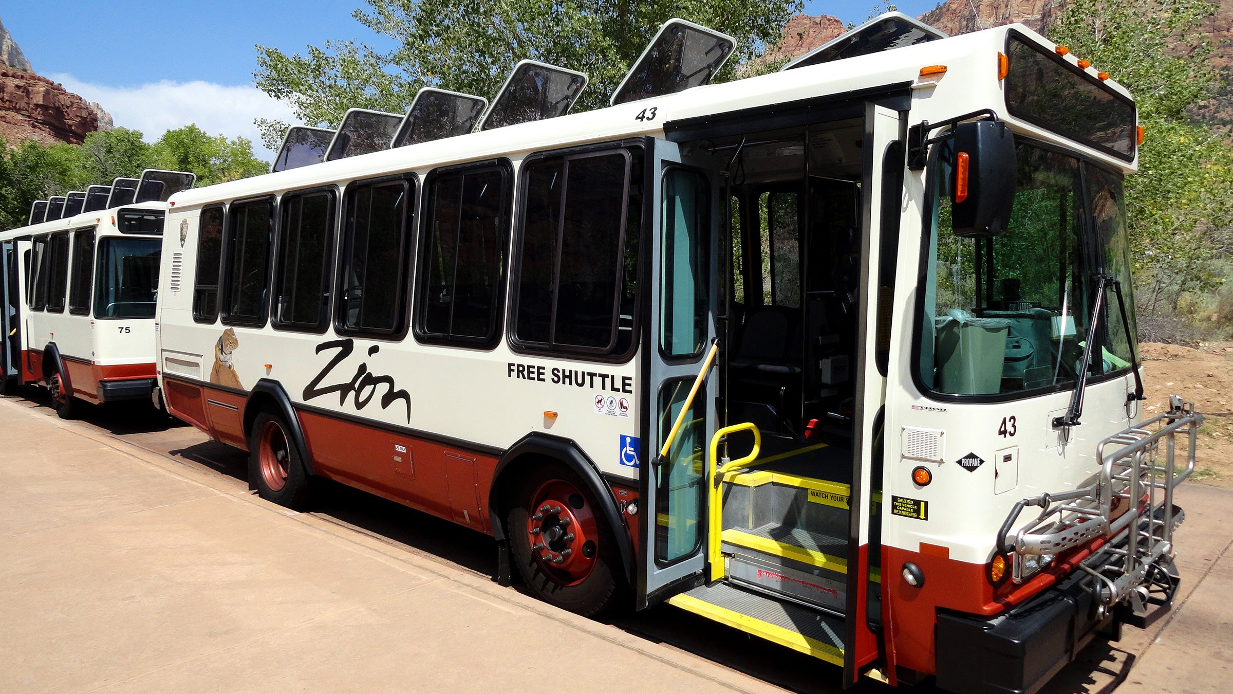 Zion Shuttle Sat Ili